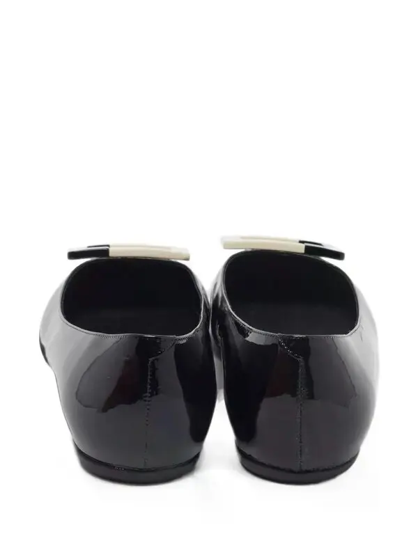 ROGER VIVIER Belle Vivier Buckle Ballet Flats
