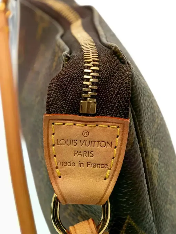 LOUIS VUITTON Monogram Pochette Accessoires Shoulder Bag - Brown