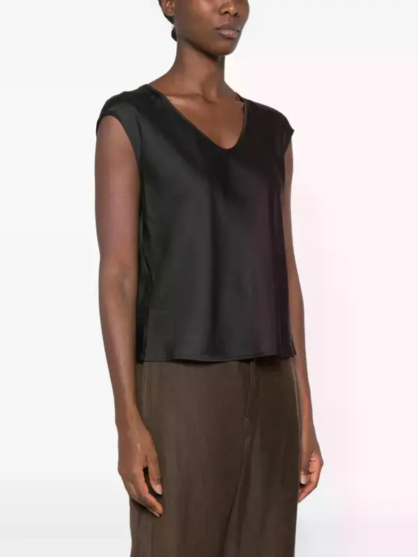 Imperial V-neck Sleeveless Blouse - Black