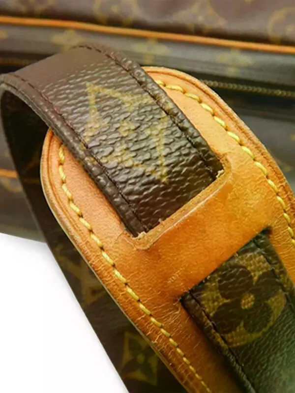 LOUIS VUITTON 2003 Monogram Nil Crossbody Bag