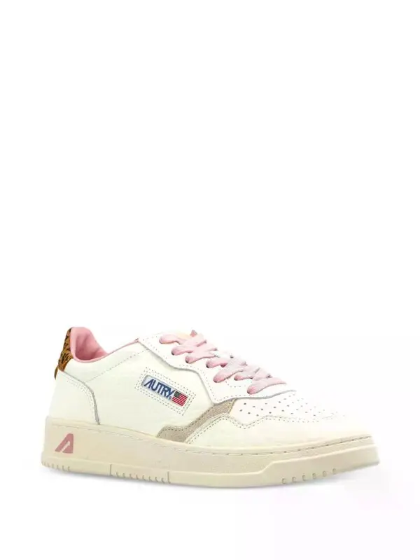AUTRY Medalist Low Top Sneakers