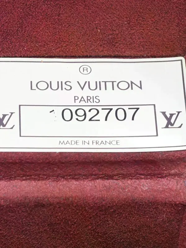 LOUIS VUITTON Boite Flacons Epi-leather Trunk Case
