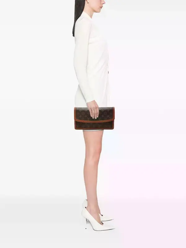 LOUIS VUITTON 1996 Monogram Pochette Dame Gm Clutch Bag