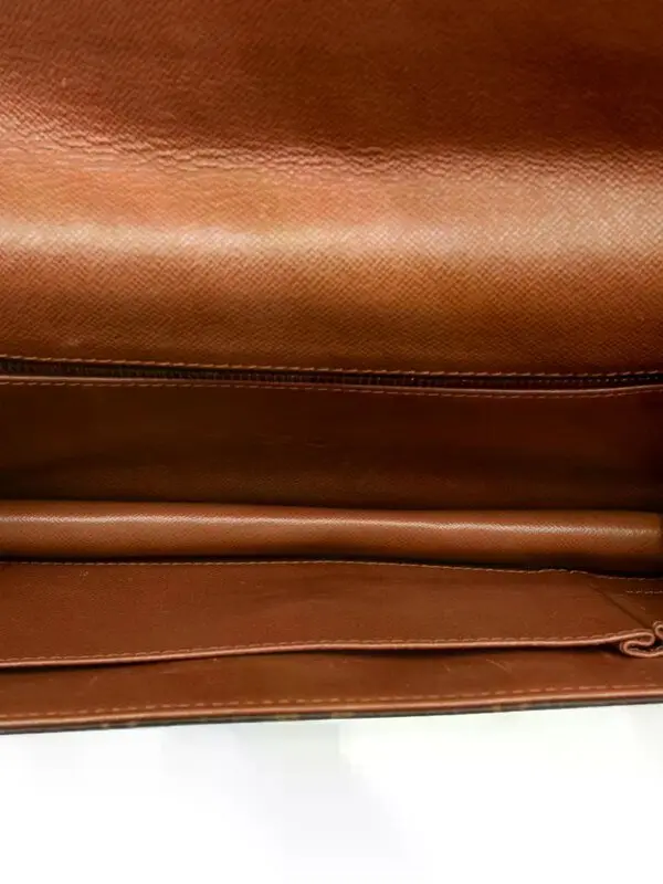 LOUIS VUITTON 1996 Monogram Pochette Dame Gm Clutch Bag