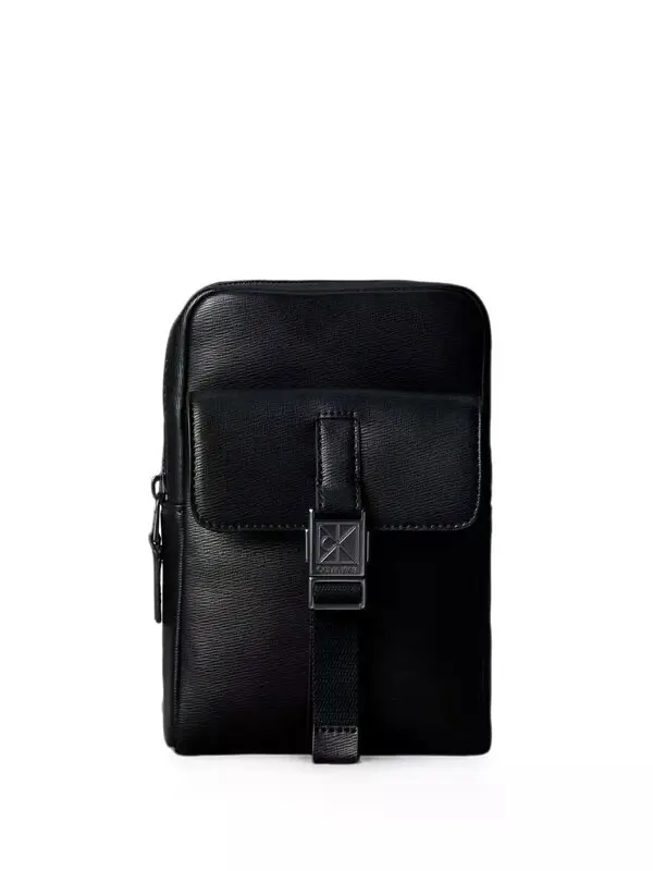 Calvin Klein Logo-plaque Buckle-fastening Shoulder Bag