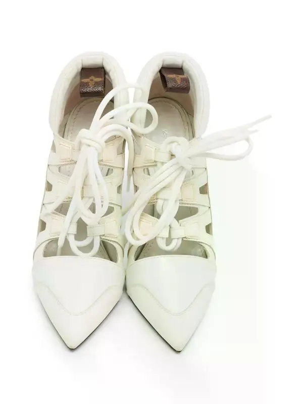LOUIS VUITTON Streamline Lace-up Pumps