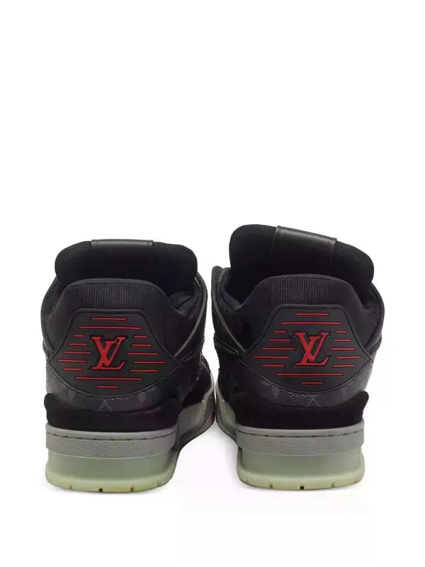 LOUIS VUITTON Monogram Eclipse Low-top Sneakers