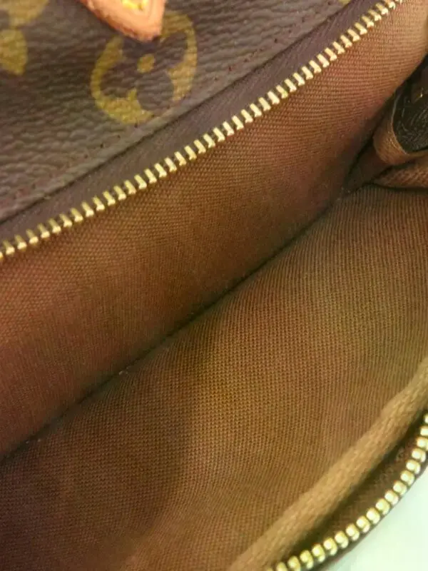 LOUIS VUITTON 1999 Monogram Montsouris Mm Backpack