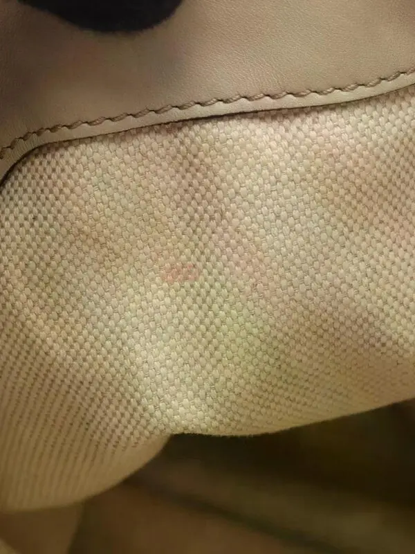 Gucci Gg Canvas Sukey Satchel - Neutrals