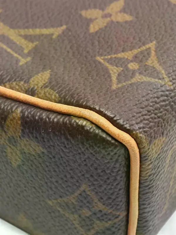 LOUIS VUITTON Monogram Shoulder Bag