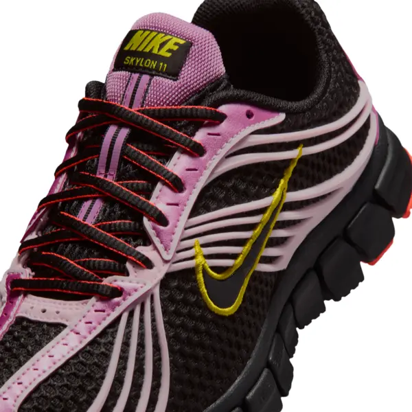 Nike Zoom Skylon Athletic Shoes
