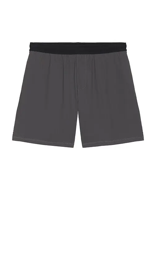 Beyond Yoga Warplite Range Lined Short In Grey