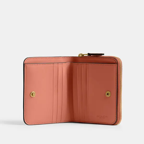 COACH OUTLET Essential Billfold Wallet
