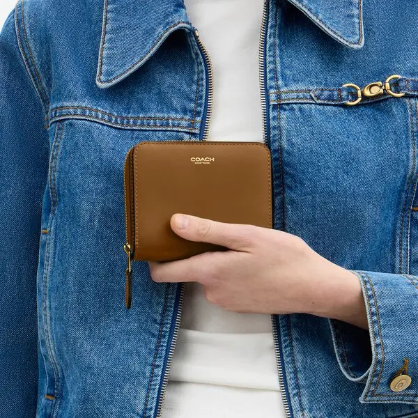 COACH OUTLET New York Billfold Wallet