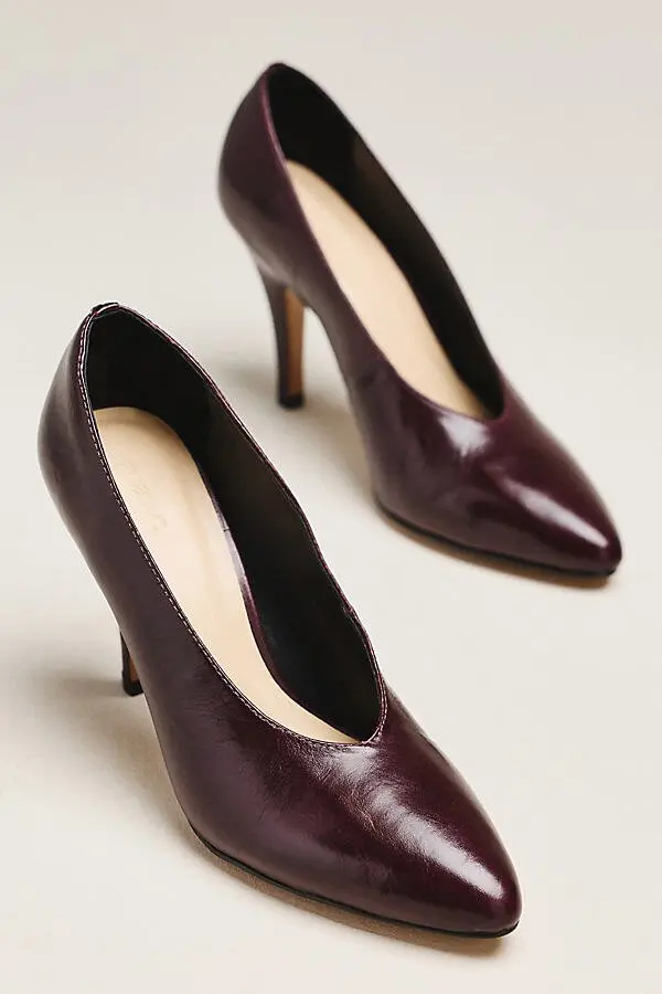Maeve Classic Stiletto Pumps In Leather - Brown