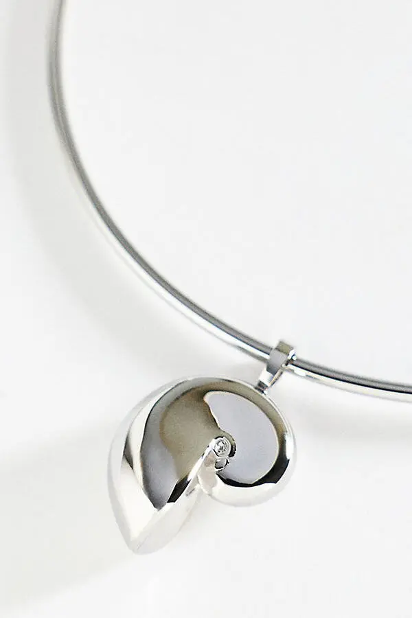 HEAVEN MAYHEM Husk Charm Necklace