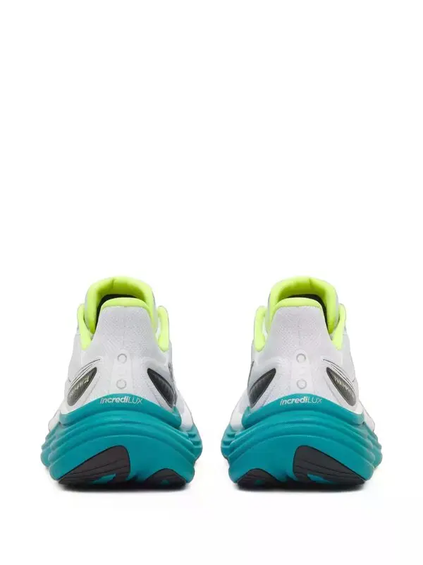 Saucony Triumph 24 Mesh-panel Sneakers - White