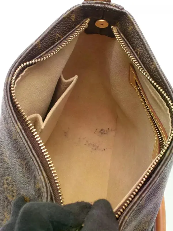 LOUIS VUITTON 2002 Monogram Looping Mm Shoulder Bag