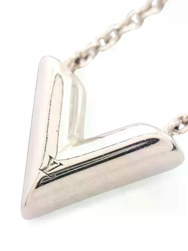 LOUIS VUITTON 2022 Brass Essential V Supple Necklace Costume Necklace