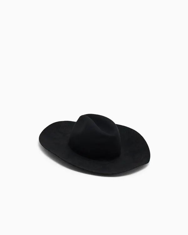 Giorgio Armani Classic Laser-cut Hat In Wool With A Sweatband