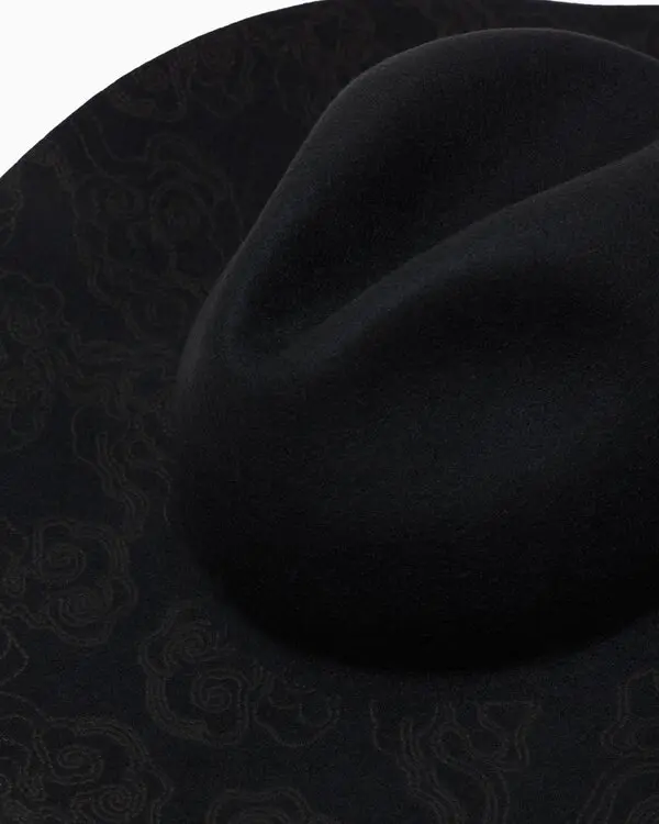 Giorgio Armani Classic Laser-cut Hat In Wool With A Sweatband