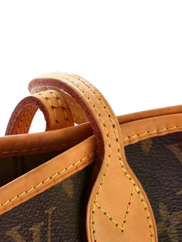 LOUIS VUITTON Monogram Canvas Mm Tote Bag - Brown