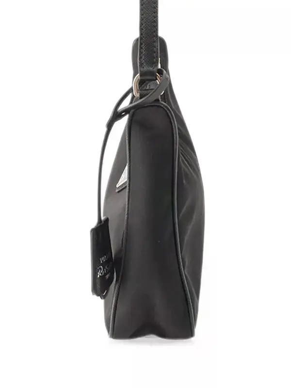 Prada Re-edition 2005 Shoulder Bag - Black