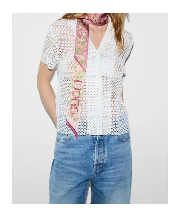 Gucci Printed Neck Bow