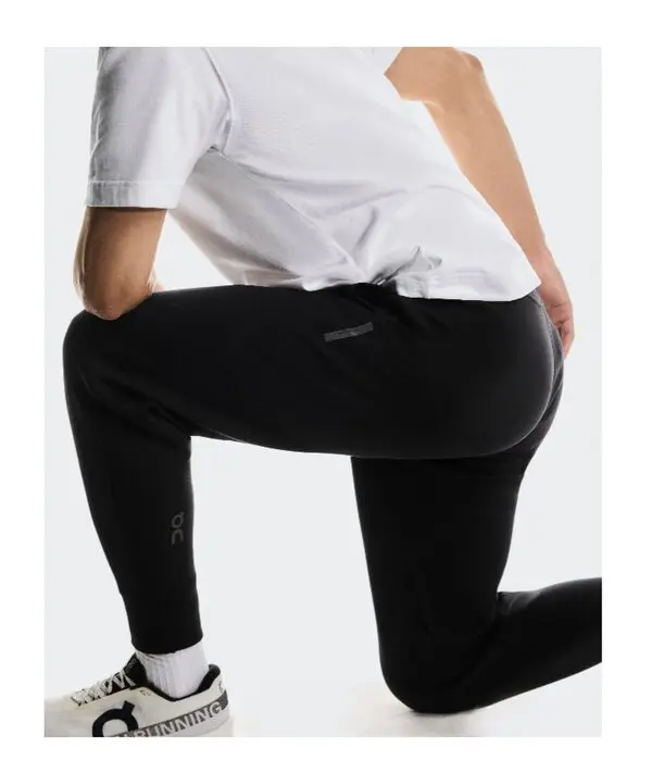 On Focus Tech Sweatpants