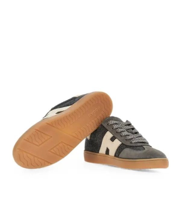 Hogan Sneakers With Lace-up Closure - Black