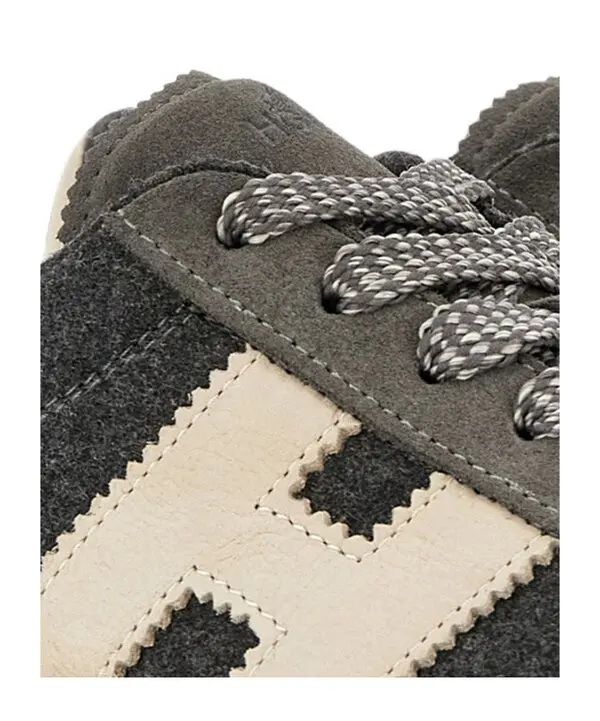 Hogan Sneakers With Lace-up Closure - Black