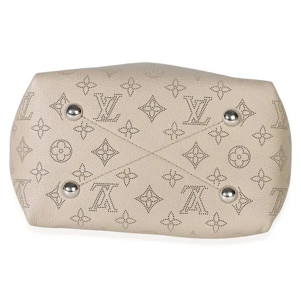 LOUIS VUITTON Galet Monogram Mahina Bella Hobo