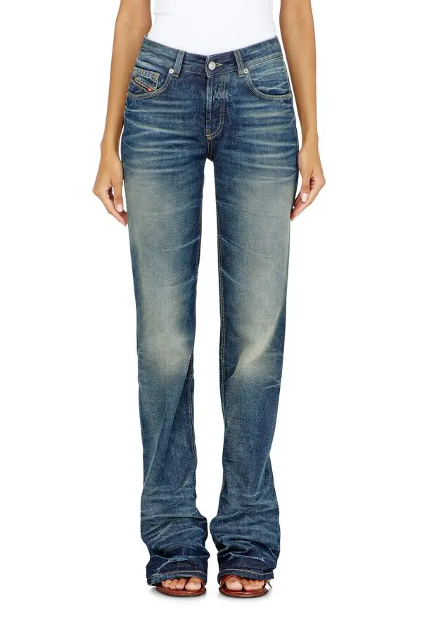 DIESEL® D-heel Regular Waist Straight Leg Jeans In Medium Wash