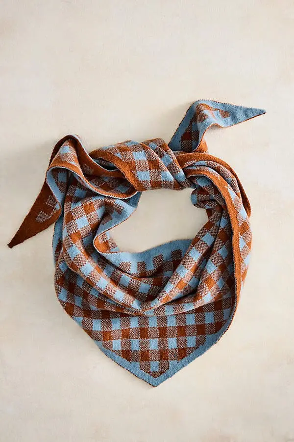 TERRAIN Checkered Triangle Scarf