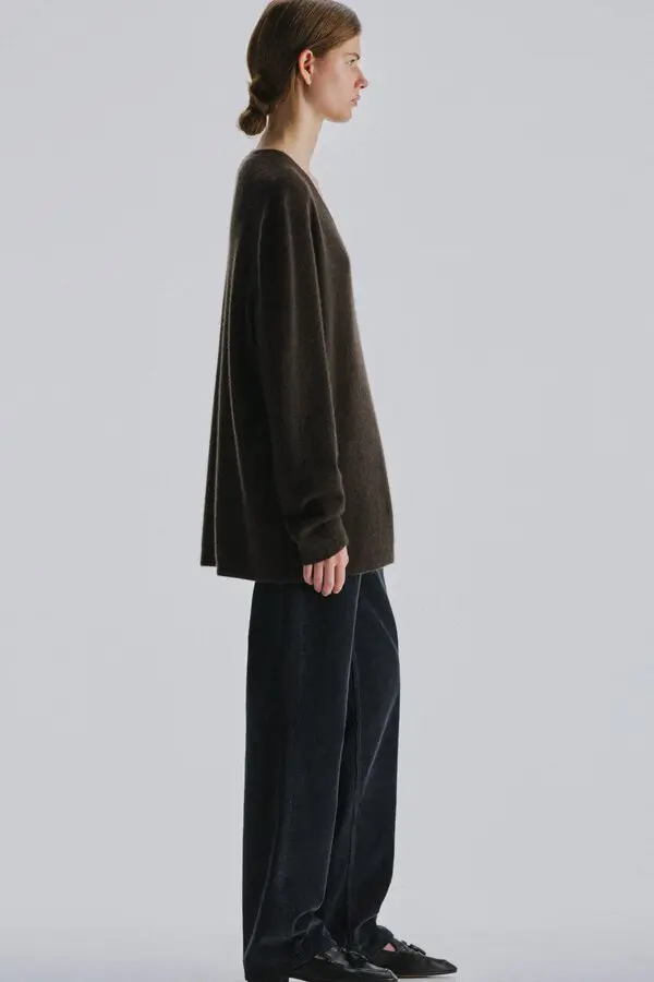 THE ROW Long Sleeve Cashmere V-neck Sweater - Brown Melange