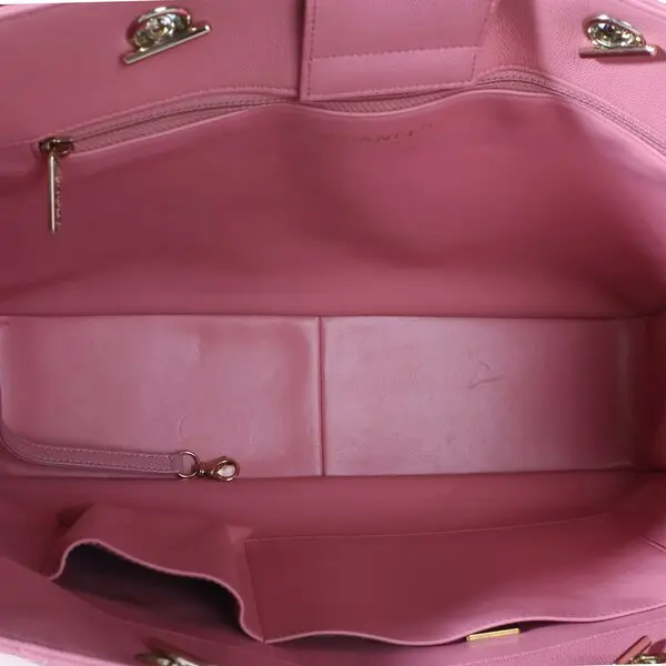 Chanel Quilted Caviar Cc Shopper Tote