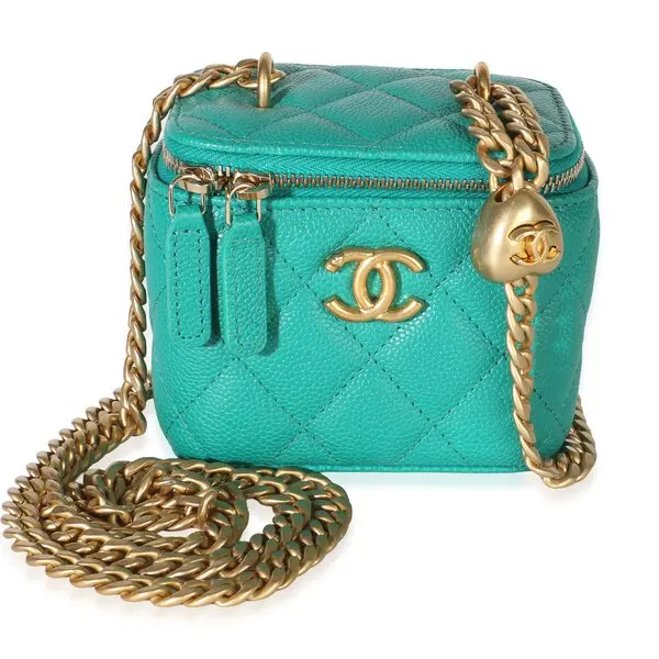 Chanel Quilted Caviar Sweetheart Vanity Case With Chain - Green