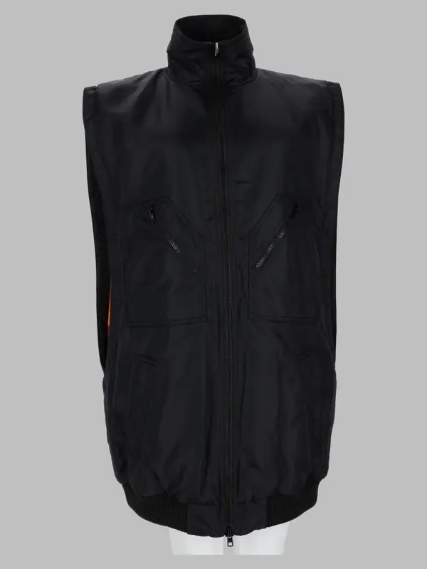 MAISON MARGIELA Padded Sleeveless Zip Vest - Black