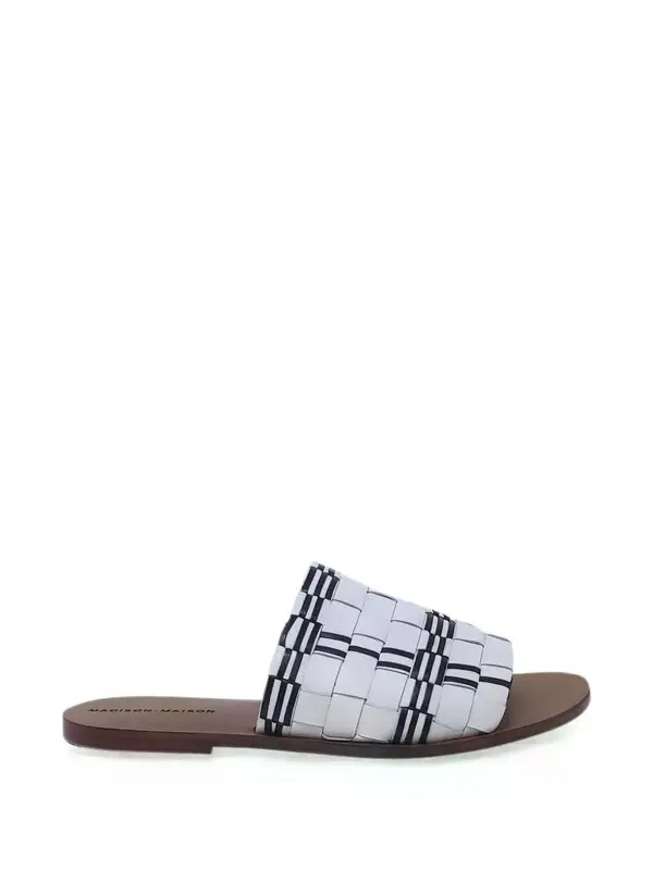 Moda Woven Open-toe Flat Sandals