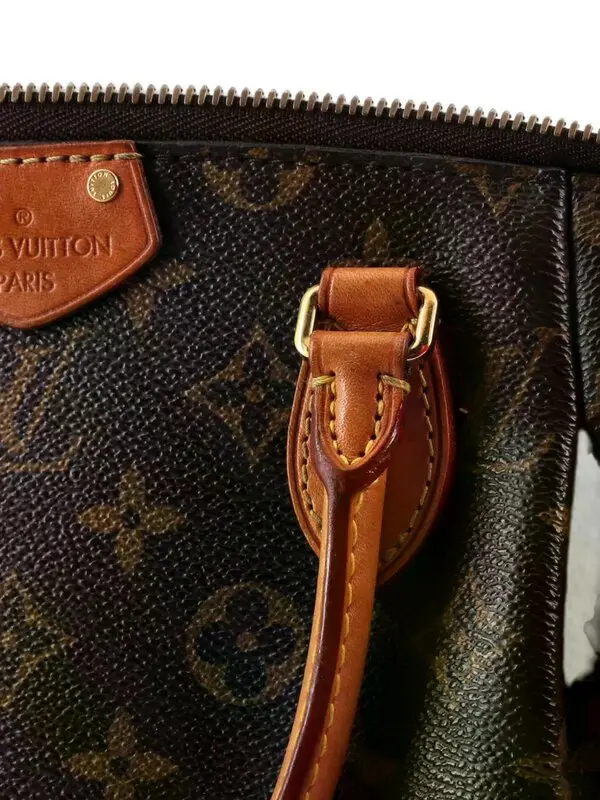 LOUIS VUITTON Monogram Canvas Pm Satchel - Brown