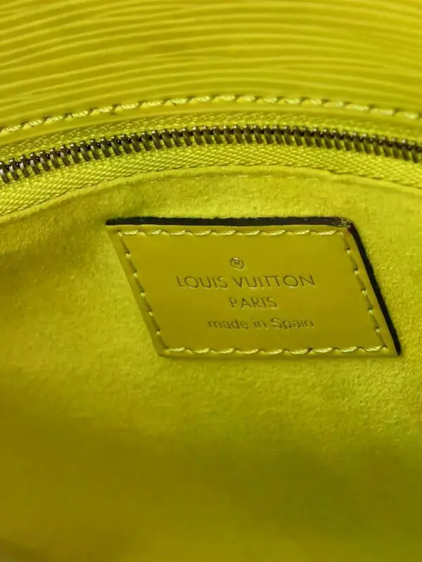 LOUIS VUITTON Epi Leather Bb Satchel - Yellow