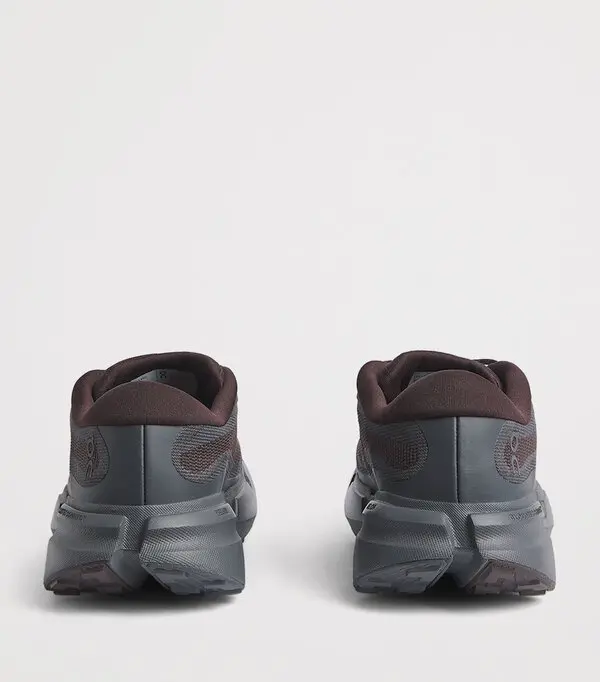 On Cloudsoma Hike Trainers