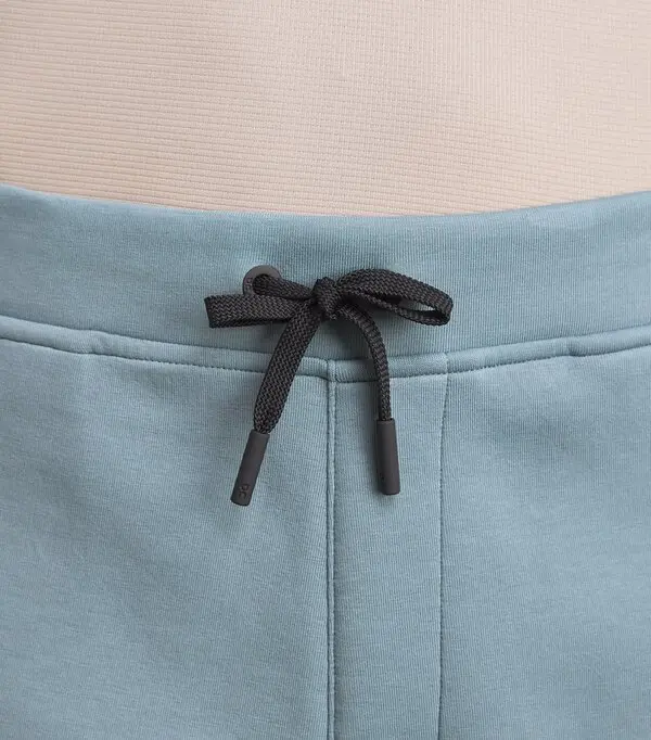 On Focus Tech Shorts