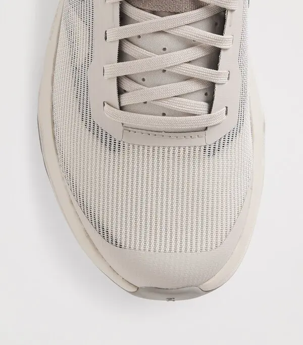 On Cloudvista 3 Mixed Terrain Trainers