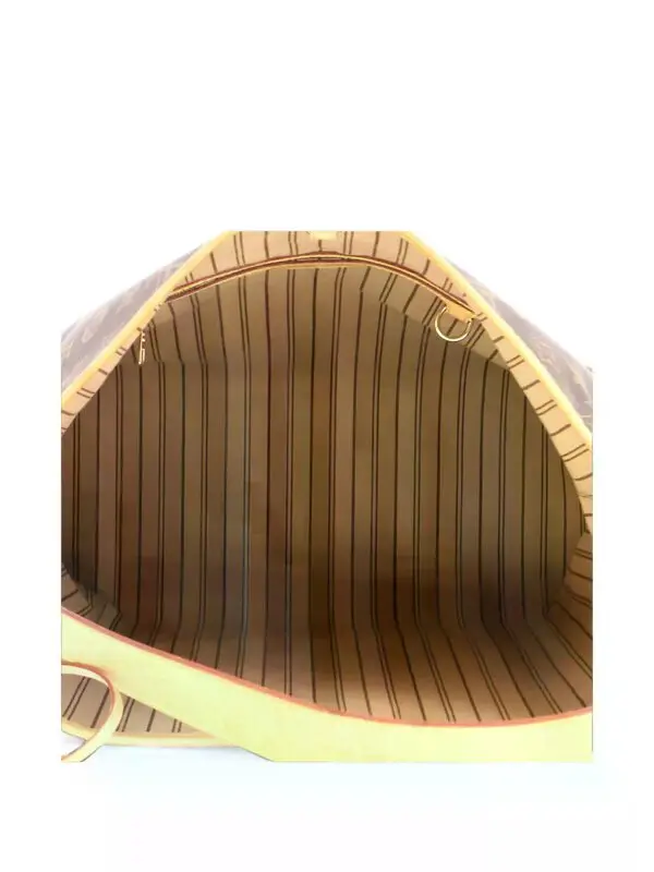 LOUIS VUITTON Monogram Canvas Mm Hobo Bag