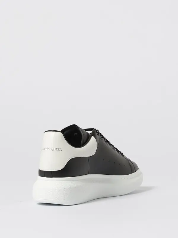 Alexander McQueen Oversized Sneaker - Black