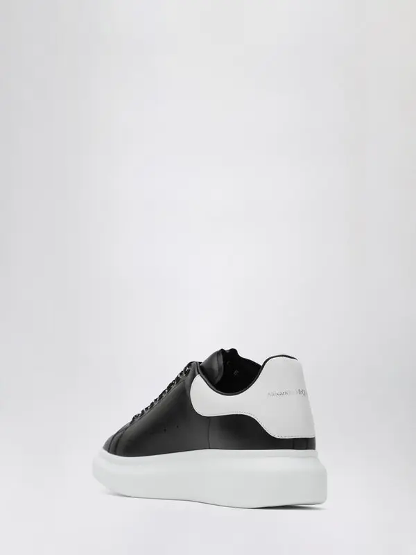 Alexander McQueen Oversize Calf Leather Sneakers - Black