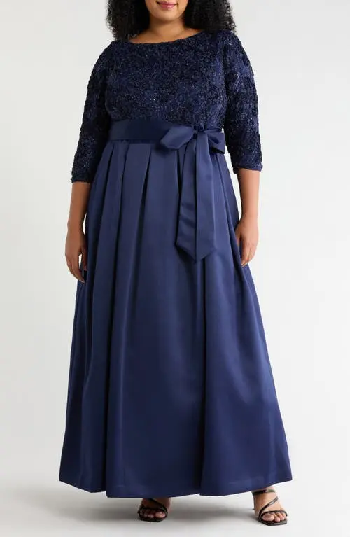 JESSICA HOWARD Embroidered Gown
