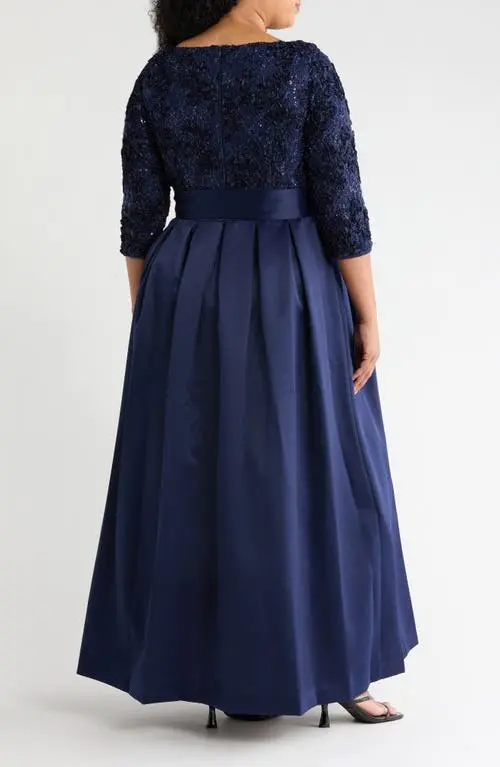 JESSICA HOWARD Embroidered Gown