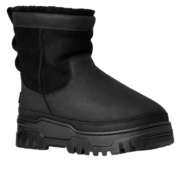 UGG Heritage Pull-on Trailgazer Boots